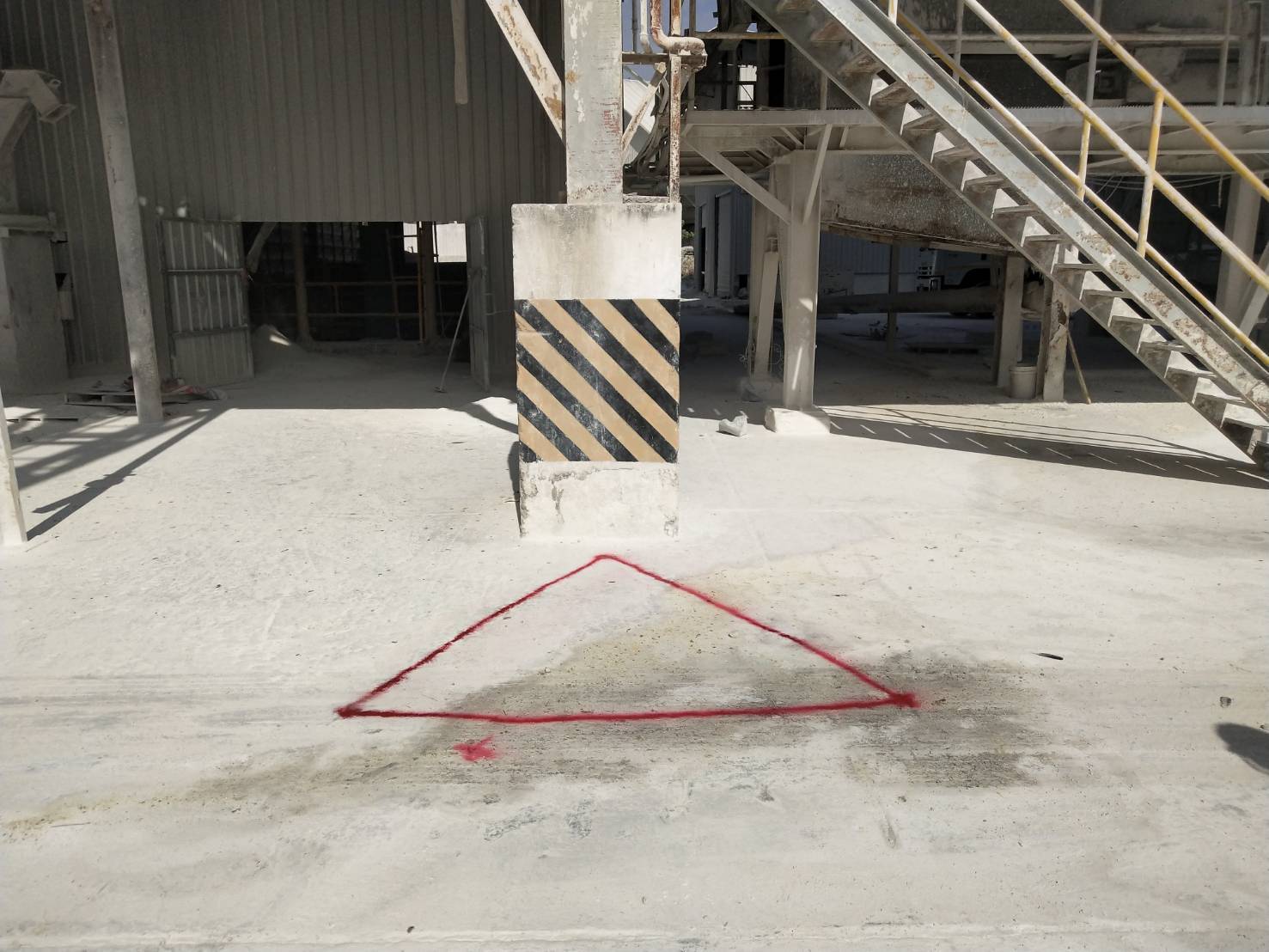 ตอกกราวด์โรงงาน ตอกกราวด์ MDB ตอกกราวด์เครื่องจักร